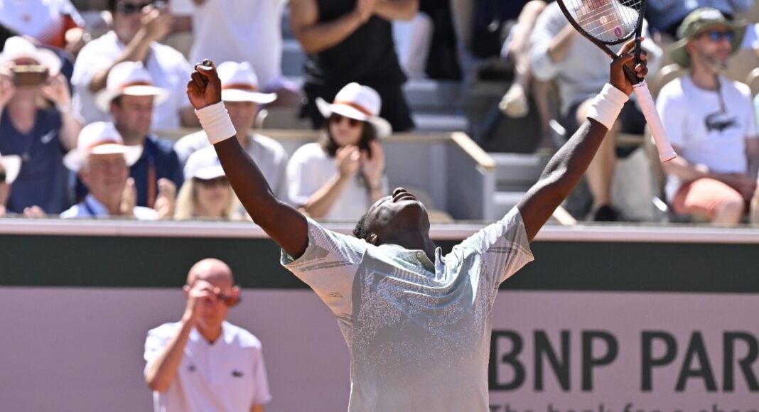 Roland Garros > Mené 5-2 dans le cinquième set, Moïse Kouamé, 17 ans ...