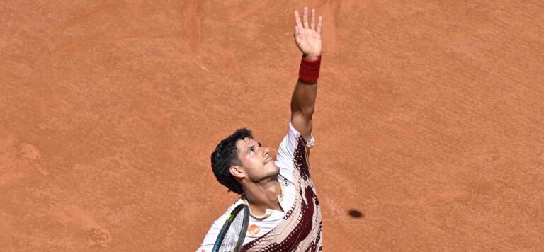 Roland Garros > Très logiquement Daniel Vallejo a été lourdement ...